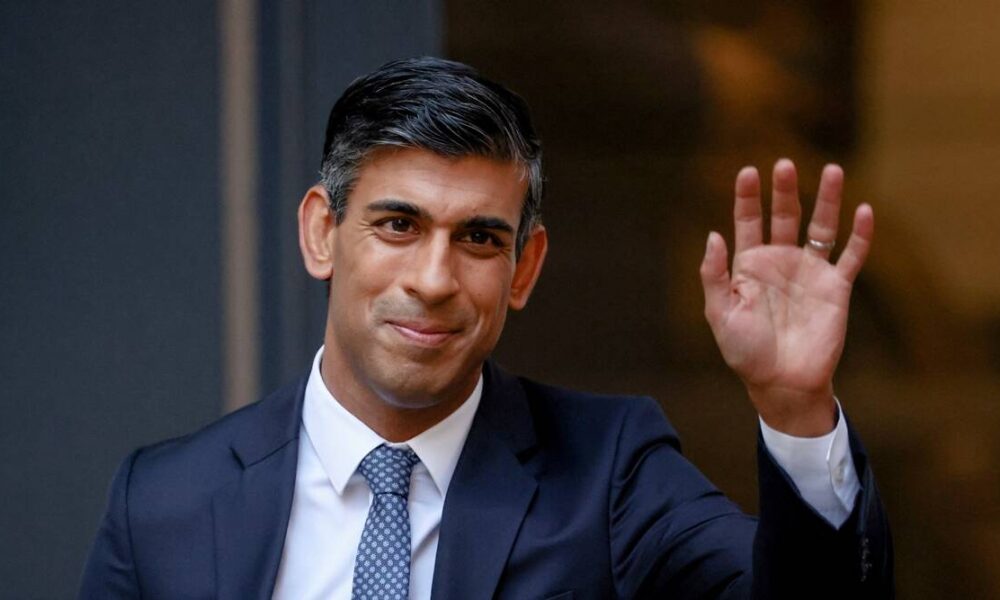 Rishi Sunak confirms sending Challenger 2 to Ukraine